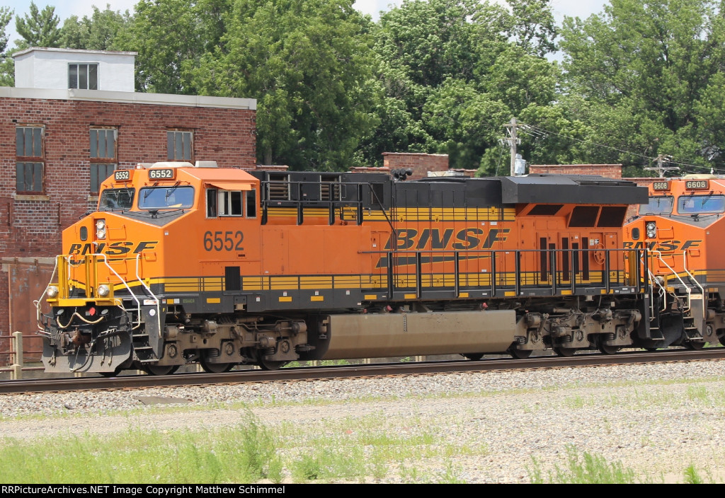 BNSF 6552